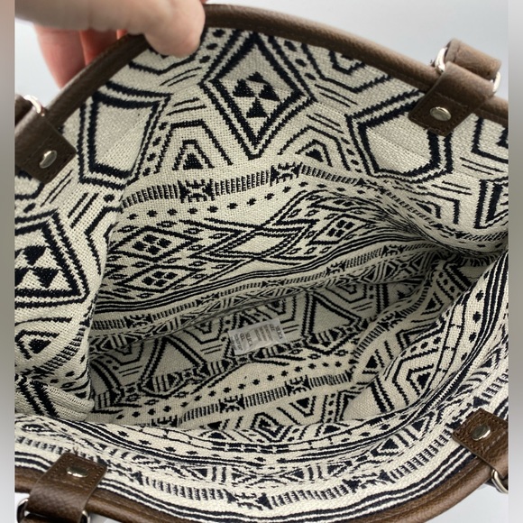 Thirty one- Jewell | Bags | Thirty One Rio Weave Reversible Utility ...